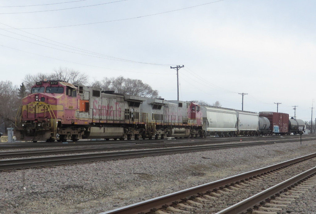 BNSF 677 West